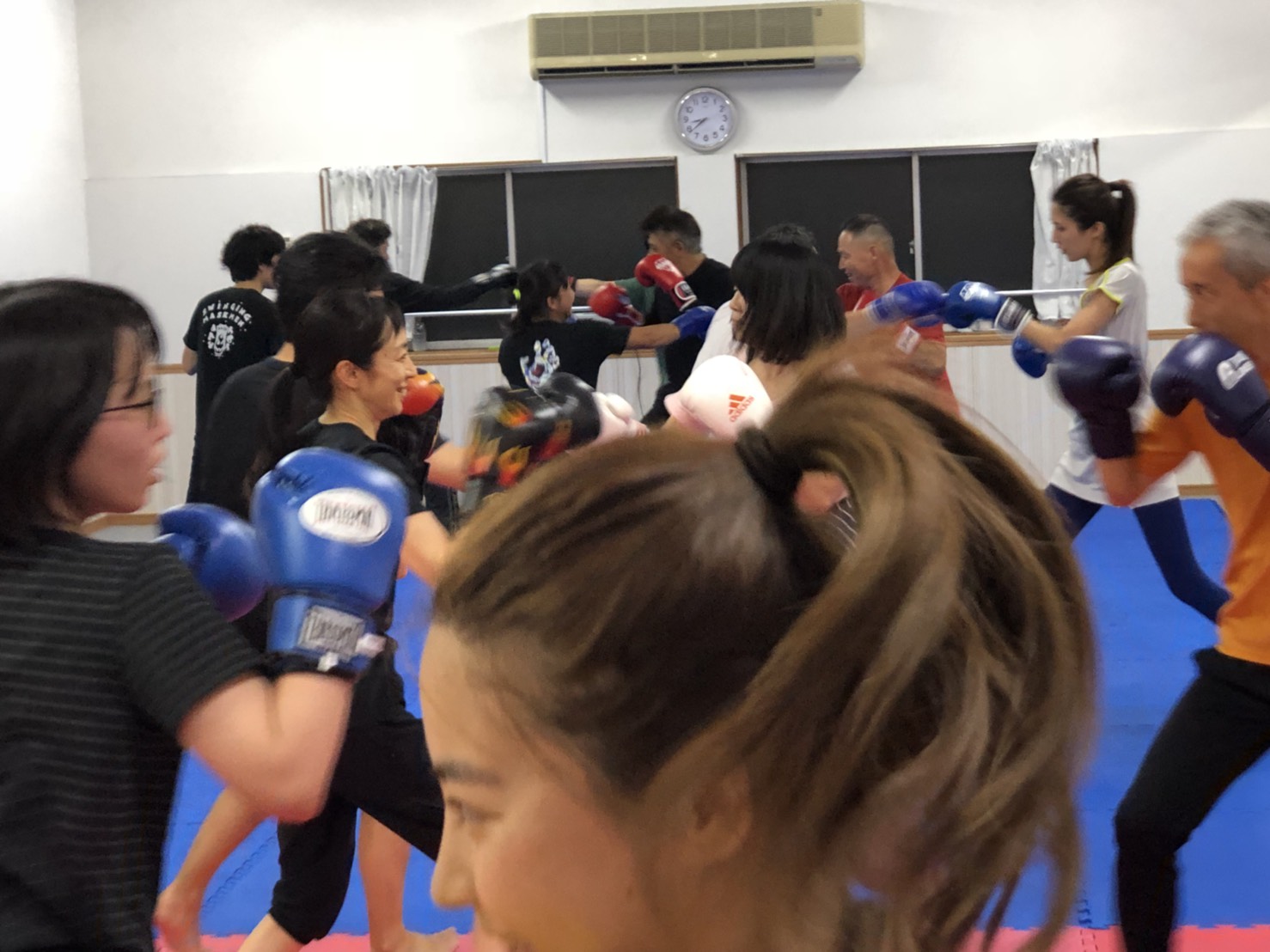 ☆いよいよお盆へ入りますが、昨夜も沢山の方にレッスンにご参加いただきました☆ | RAITO（ライト）｜エクササイズキックボクシングスタジオ